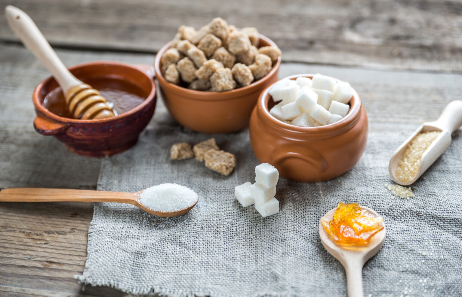 8 Healthy Alternatives to Sugar Filled Snacks for Your Kids